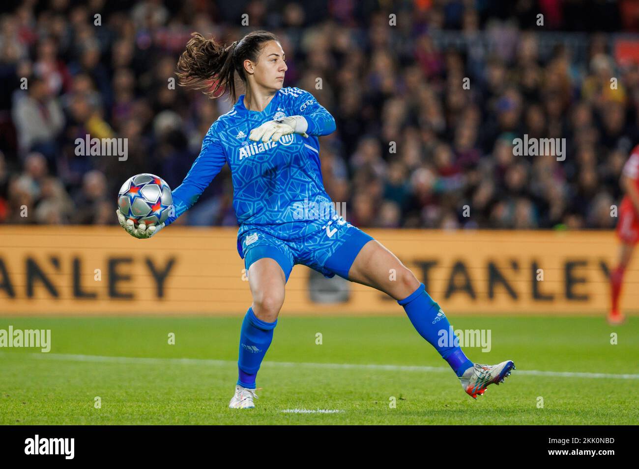 Maria luisa grohs fc bayern munchen hi-res stock photography and images ...