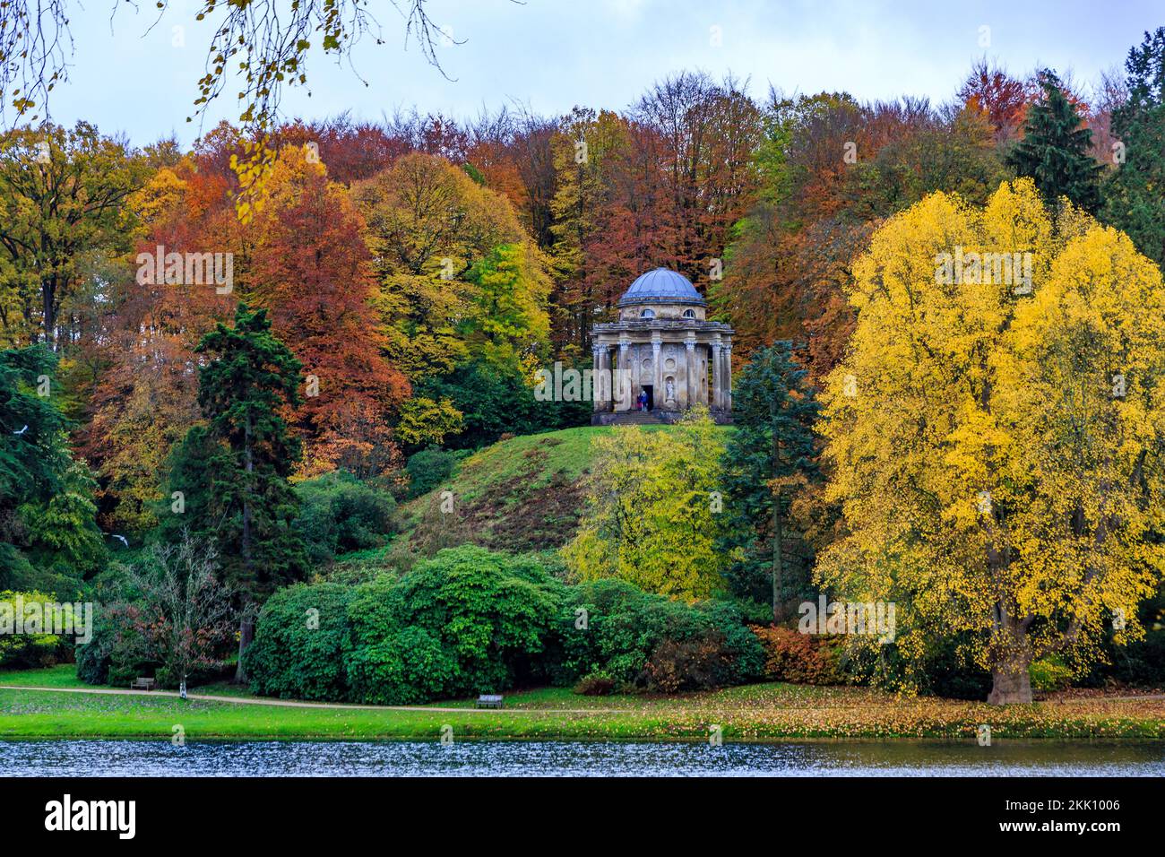 Spectacular autumn colour surrounds theTemple of Apollo at Stourhead ...