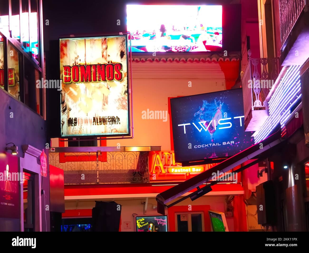 Nightlife in Albufeira at the Algarve coast of Portugal Stock Photo - Alamy