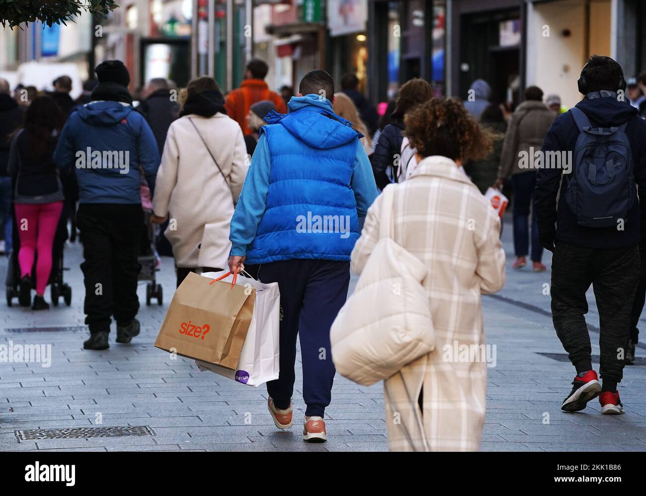 Shoppers on Henry Street in Dublin's city centre during Black Friday ...