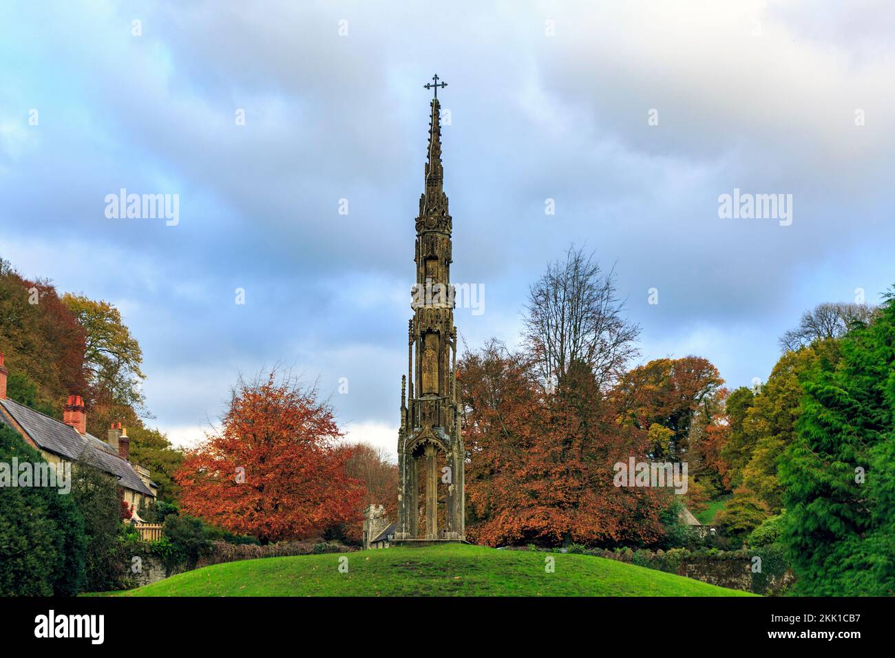 Spectacular autumn colour and the Bristol Old Cross at Stourhead ...