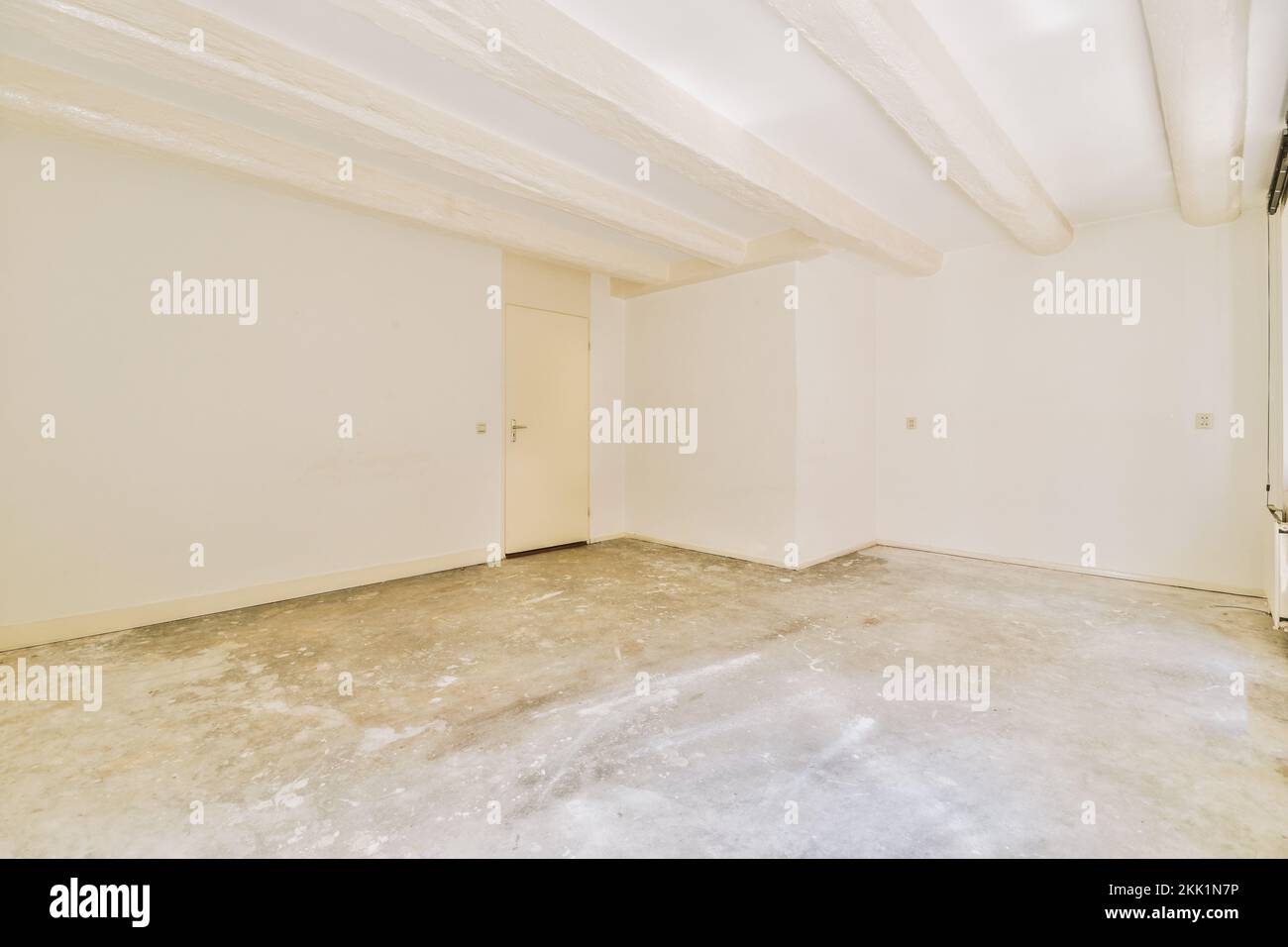 A cozy and spacious empty room in a luxury house Stock Photo - Alamy