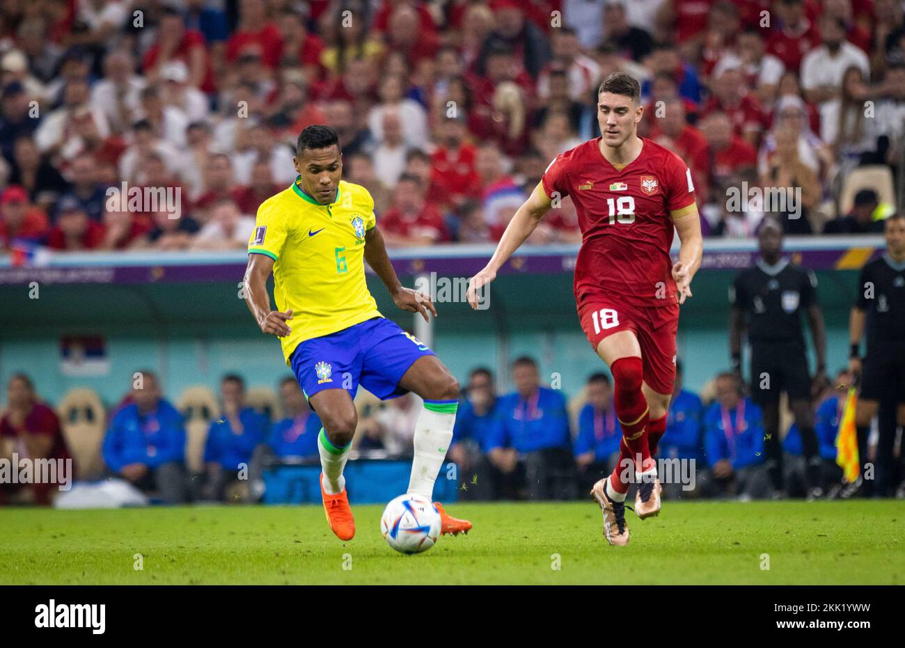 Doha, Qatar. 24th Nov, 2022. Alex Sandro (Brasilien), Dusan Vlahovic ...