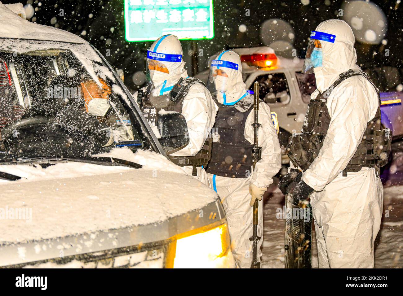 ALTAY, CHINA - NOVEMBER 25, 2022 - Border police conduct vehicle ...
