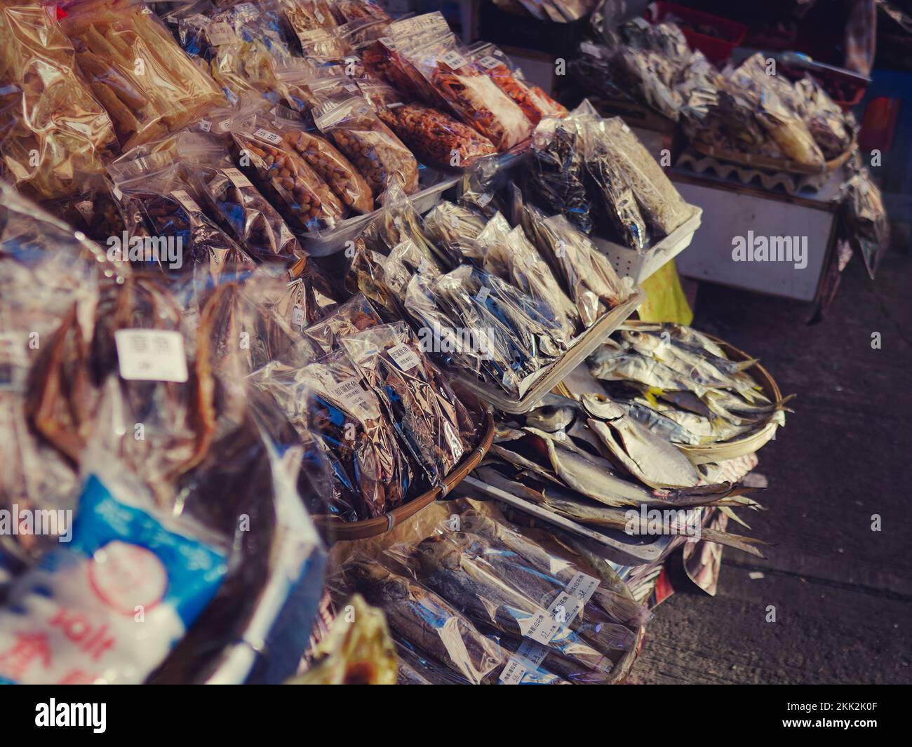 The fish on the shelves of a market in Macau, China Stock Photo - Alamy