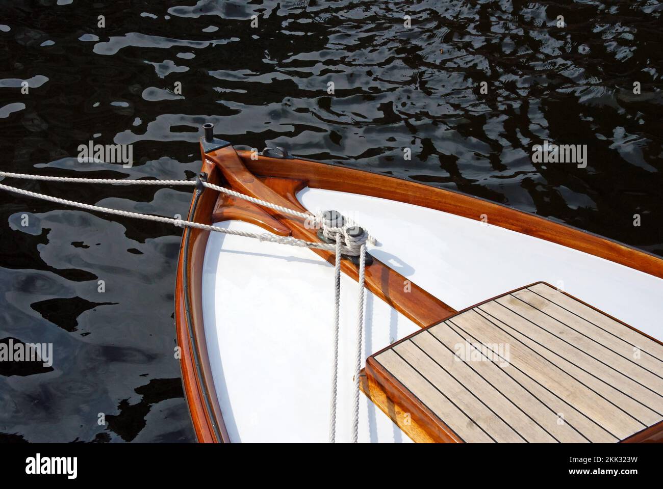 A closeup of mooring ropes on a boat Stock Photo - Alamy