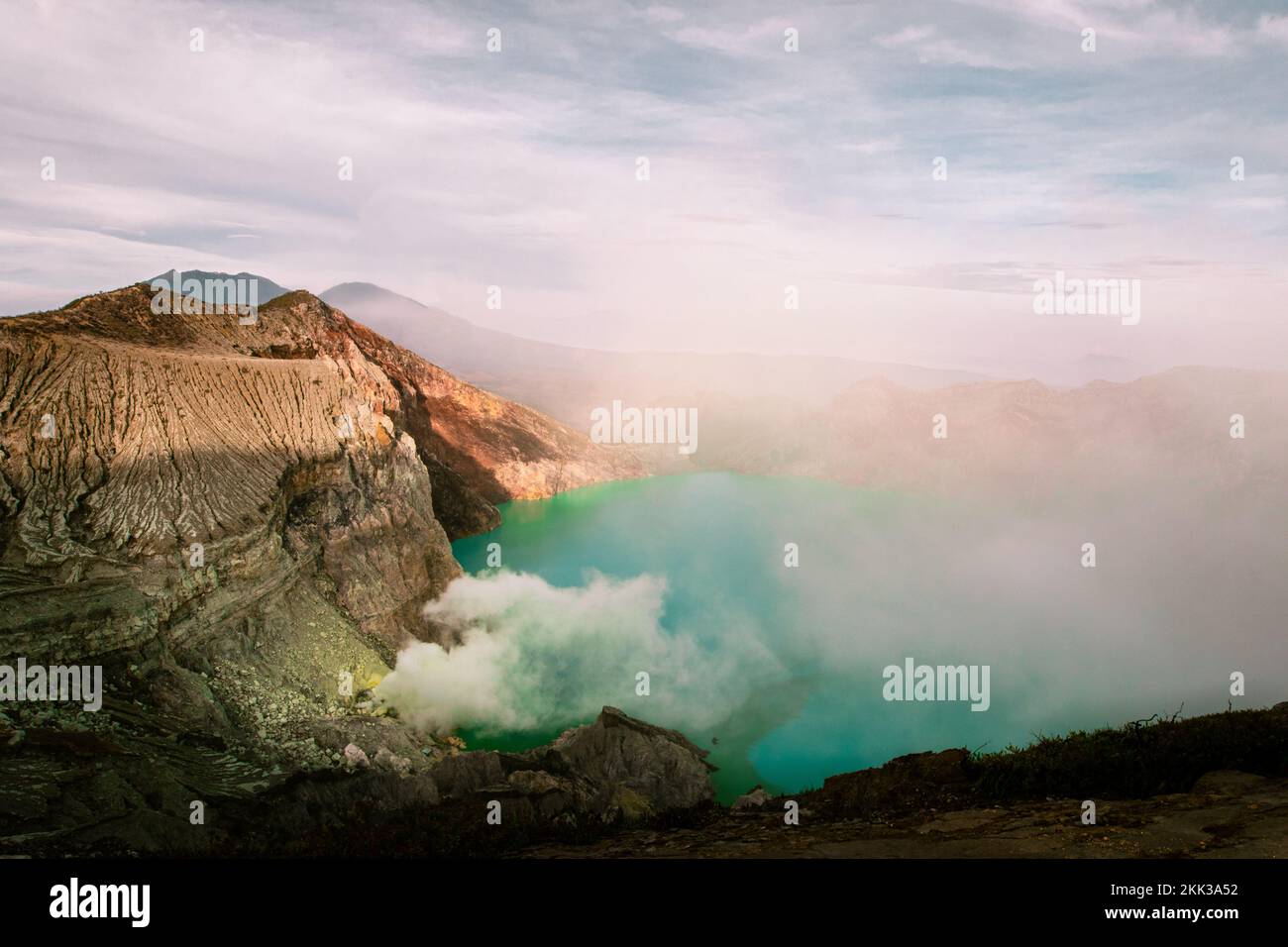The acidic lake in Mount Ijen's crater, Java, Indonesia Stock Photo - Alamy