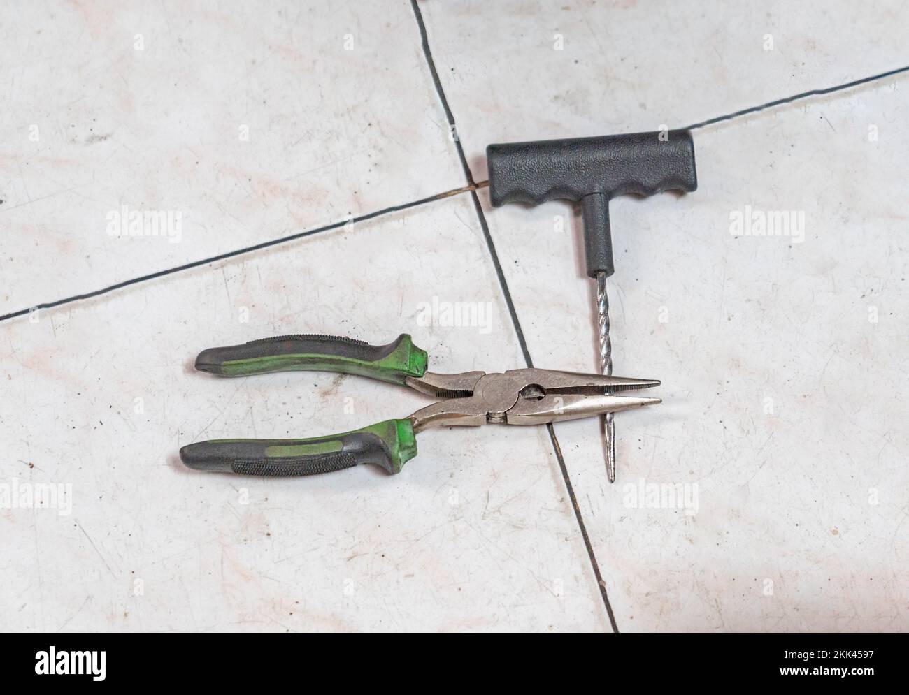 Hand measuring wheel hi-res stock photography and images - Alamy