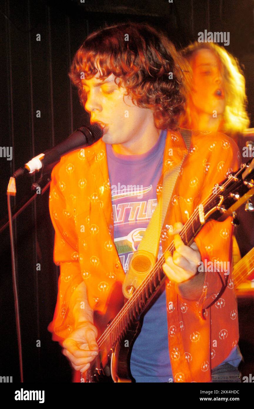 RAZORLIGHT, YOUNG, EARLY PUB GIG, 2004: A young Johnny Burrell singer ...