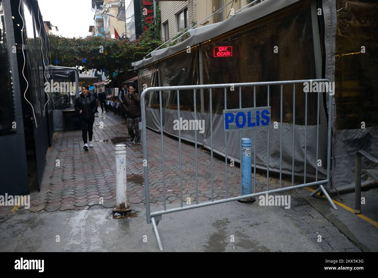 Izmir, Turkey. 25th Nov, 2022. Kibris Sehitler street is the most ...