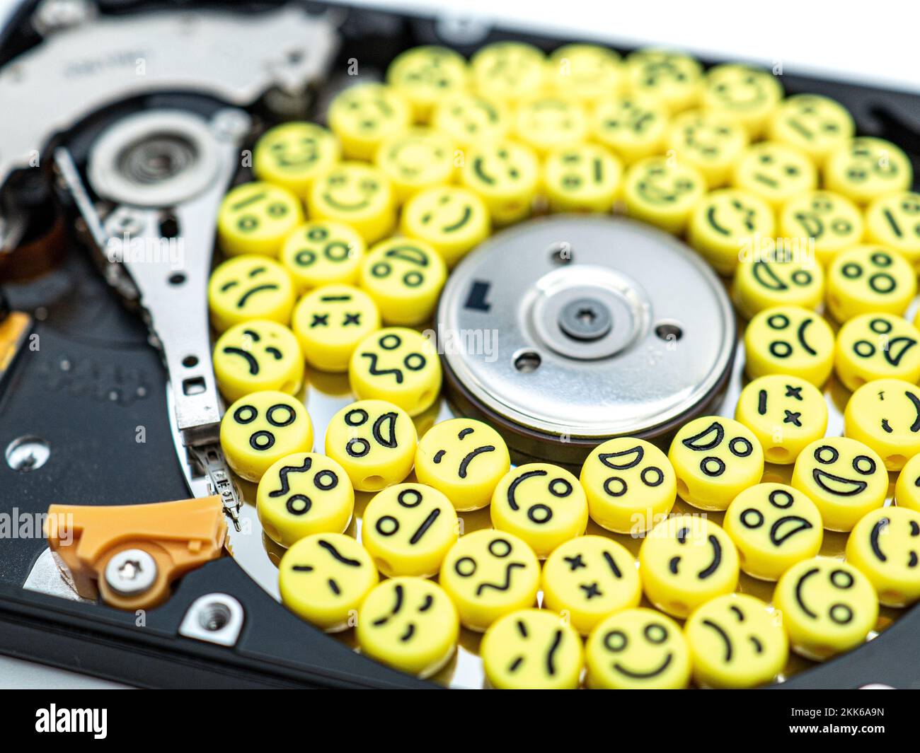 Facial expressions different hi-res stock photography and images - Alamy