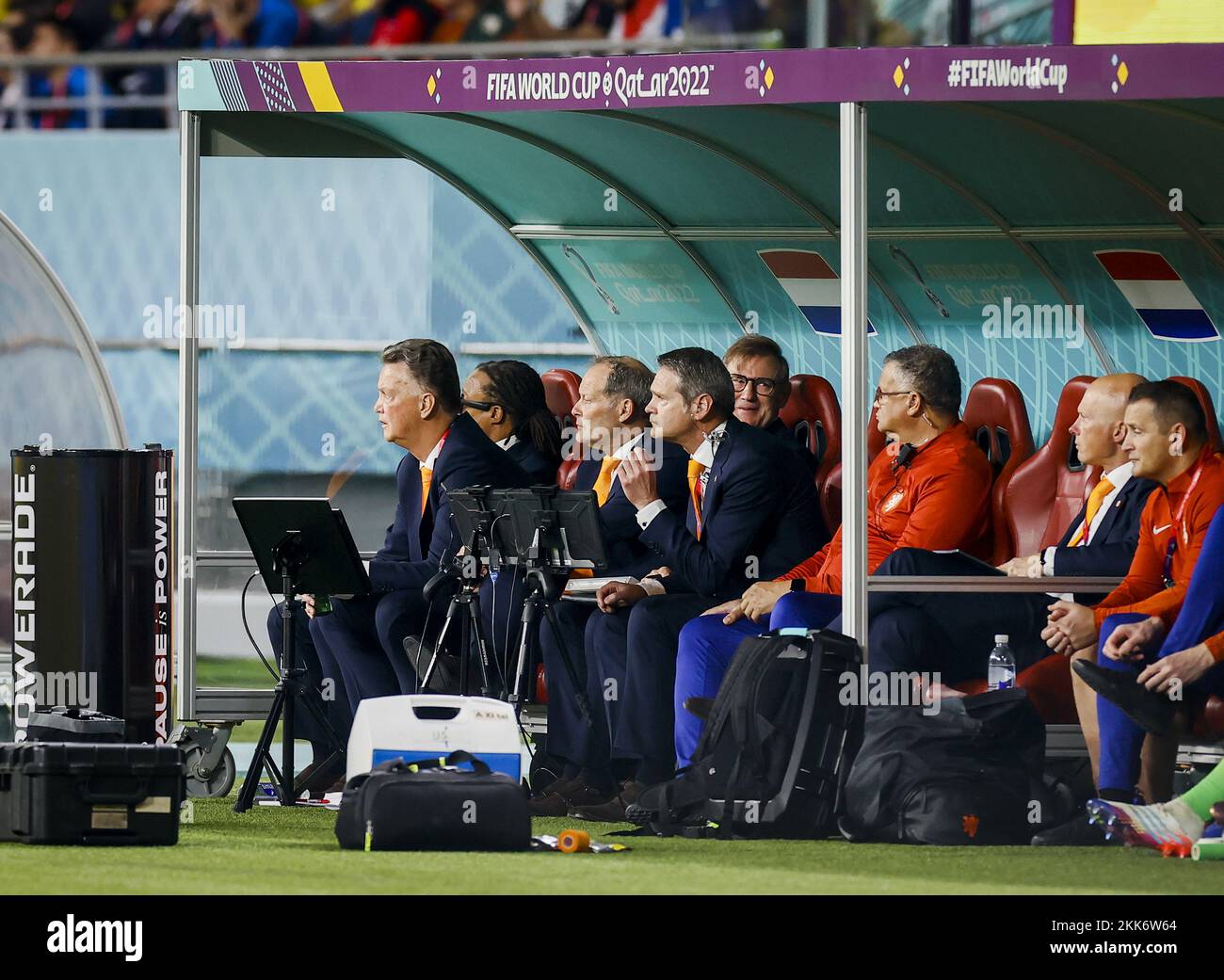AL-RAYYAN - (LR) Holland assistant trainer Edgar Davids, Holland coach ...