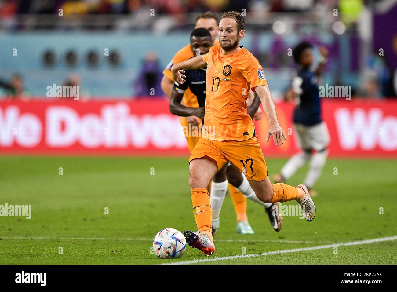 DOHA, QATAR - NOVEMBER 25: Daley Blind of the Netherlands passes the ...