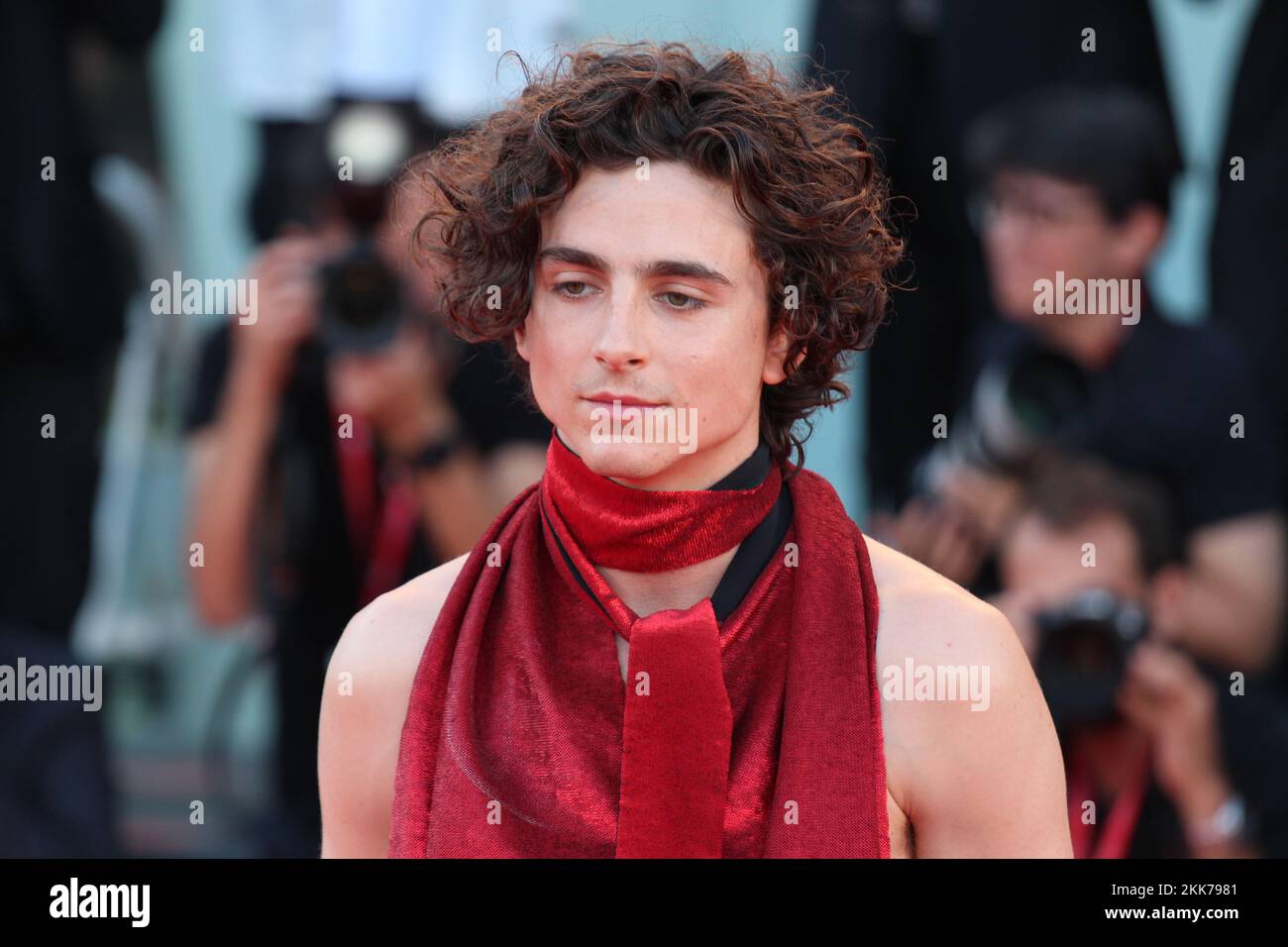 Bones and all film chalamet hi-res stock photography and images - Alamy