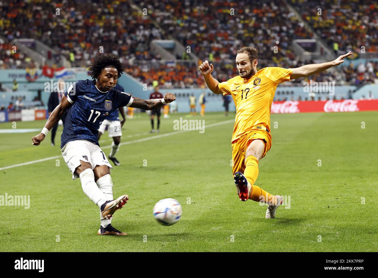 AL-RAYYAN - (LR) Angelo Preciado of Ecuador, Daley Blind of Holland ...