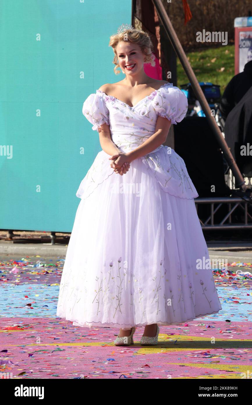 2022 Dunkin Donuts Thanksgiving Day Parade in Philadelphia. -PICTURED ...