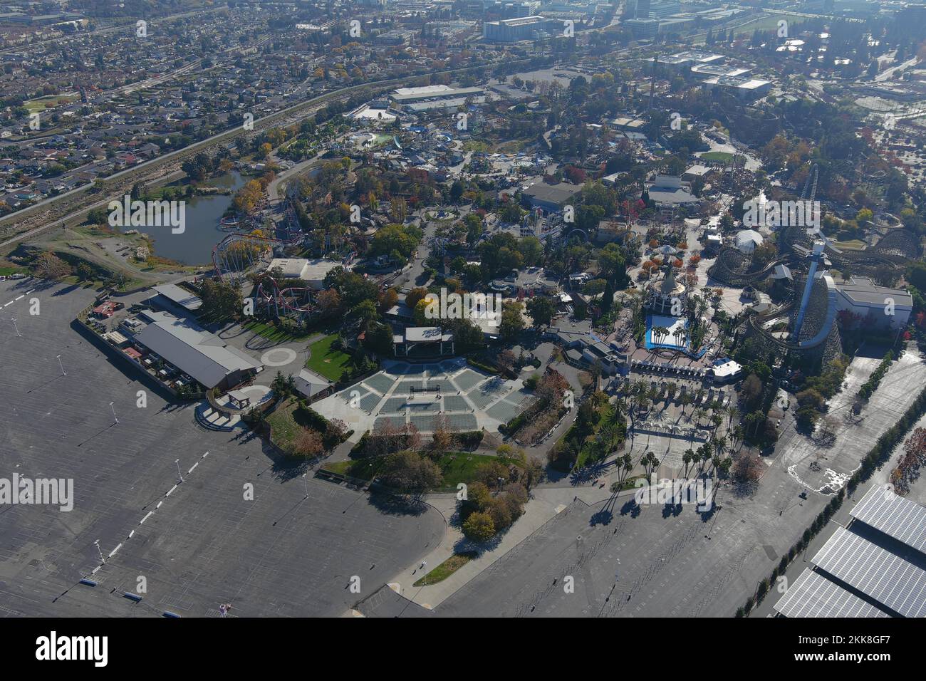 A general overall aerial view of California's Great America amusement ...