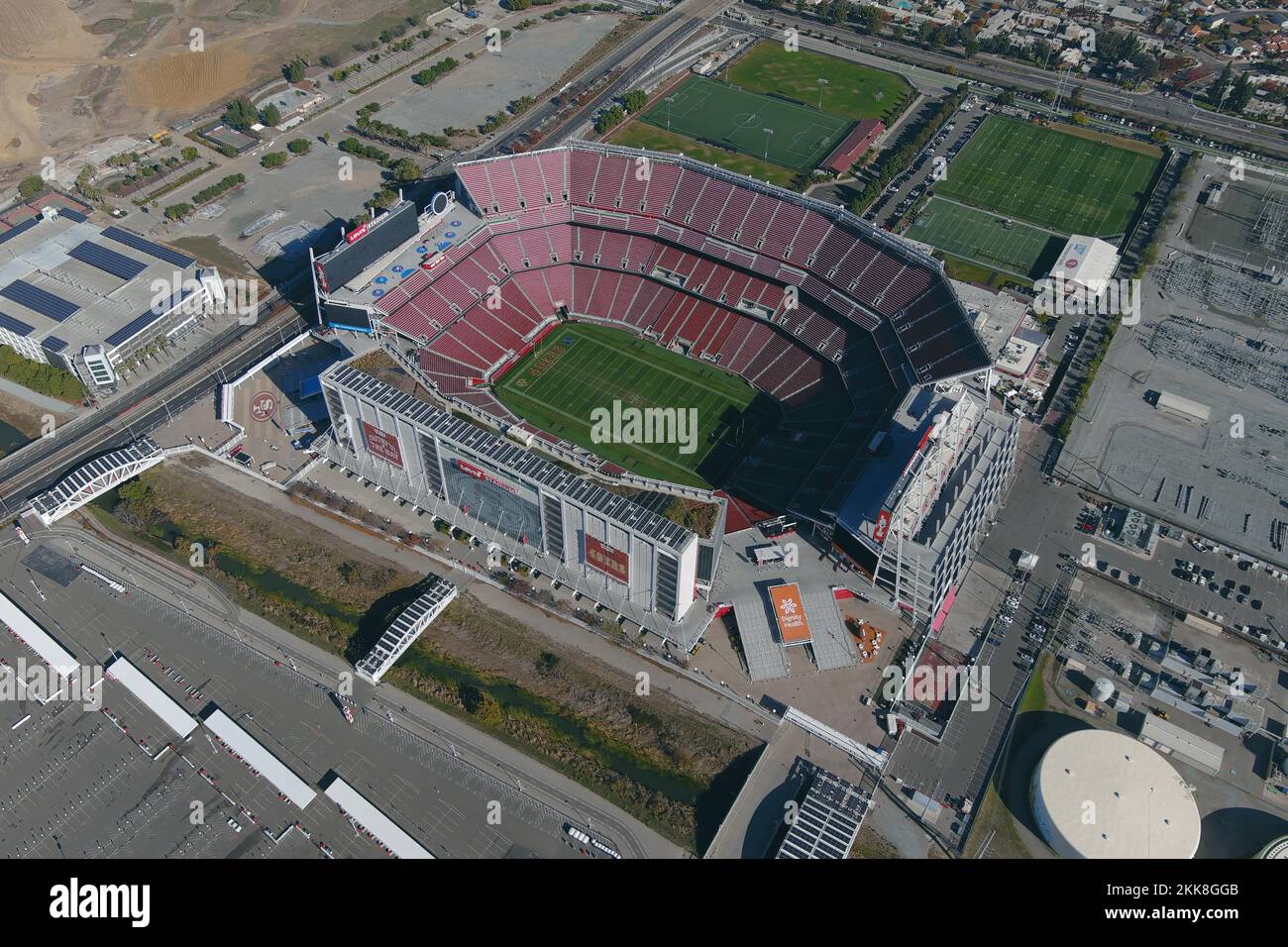 Levi's stadium aerial hi-res stock photography and images - Alamy