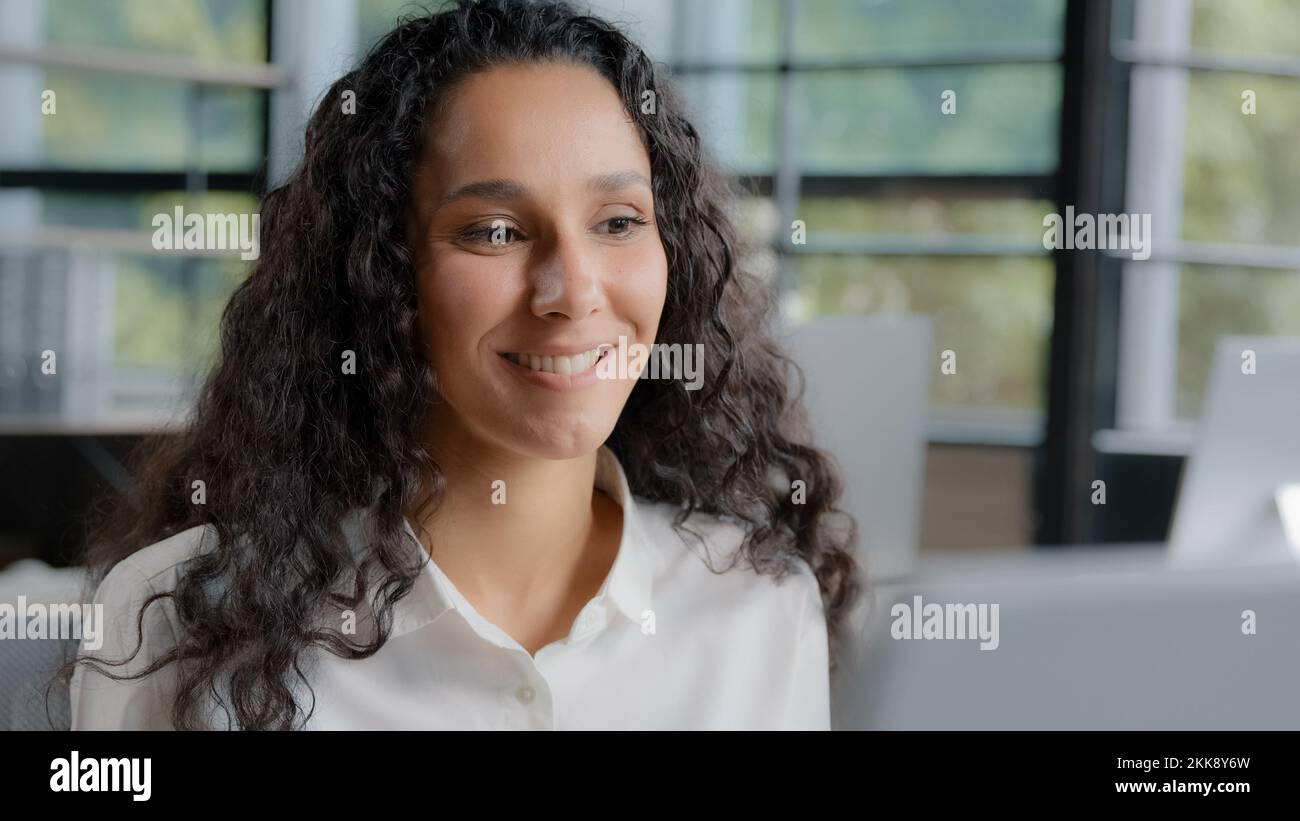 Talking to client hi-res stock photography and images - Alamy