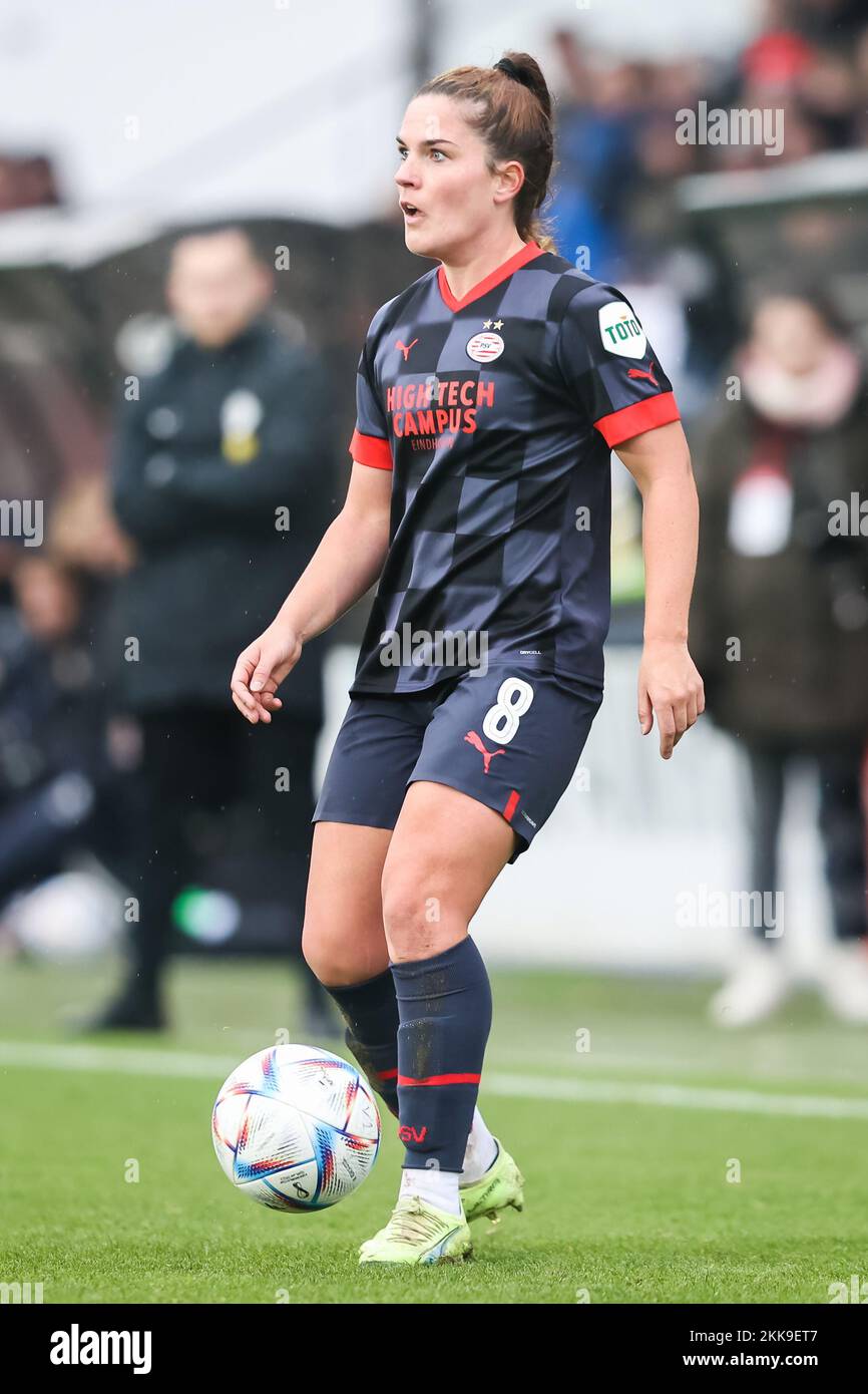 AMSTERDAM, 20-11-2022 ,De Toekomst, Azerion Eredivisie vrouwen, Ajax ...