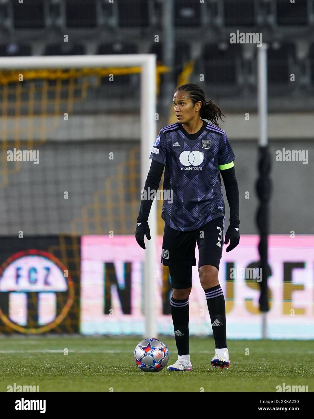 24.11.2022, Schaffhausen, Wefox Arena, Women's Champions League: FC ...