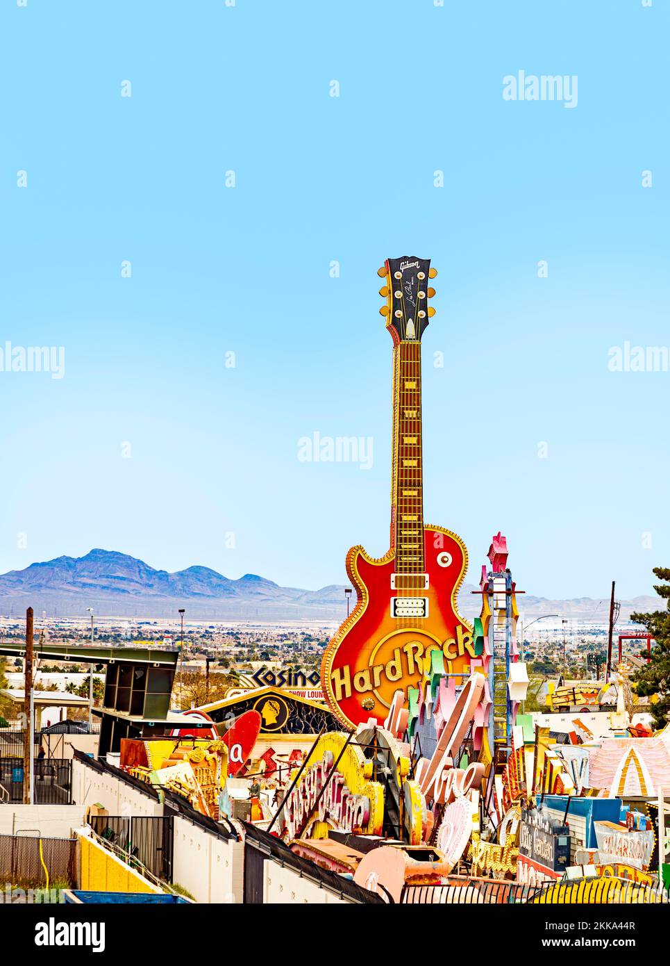 Las Vegas, USA - March 10, 2019: Vintage Hard Rock Cafe giant guitar ...