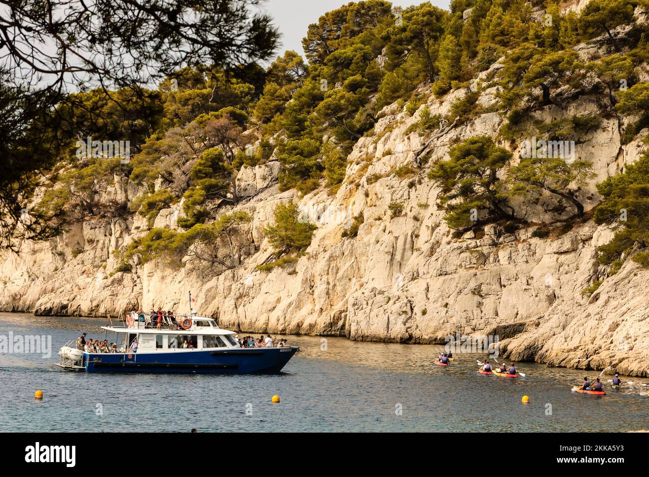 Calanque tour boat hi-res stock photography and images - Alamy