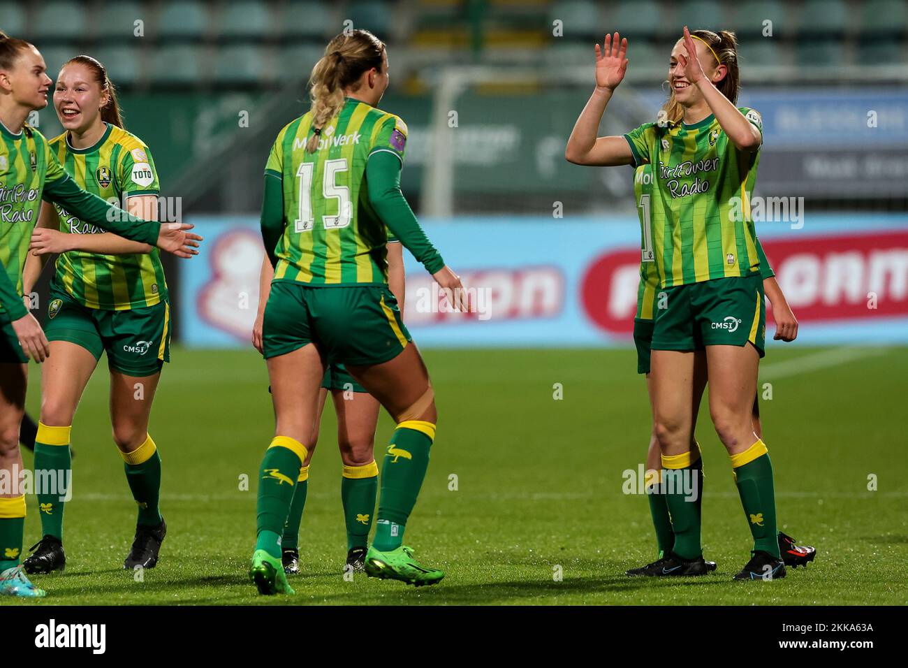 Danielle nicole hi-res stock photography and images - Alamy