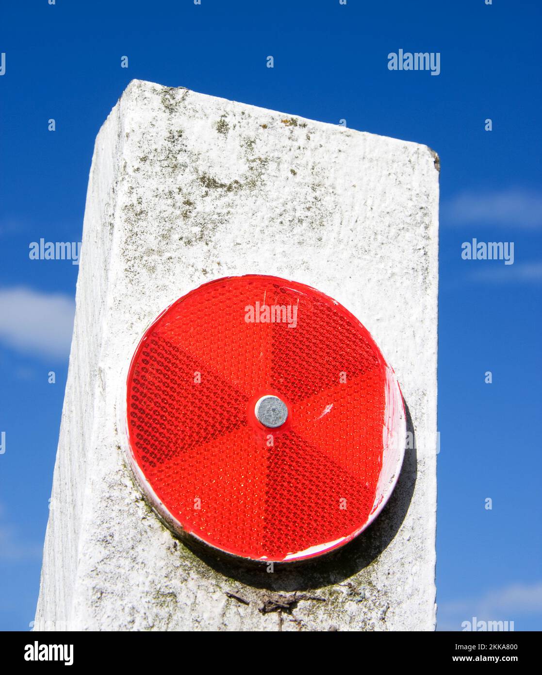 Freeway sign reflector hi-res stock photography and images - Alamy