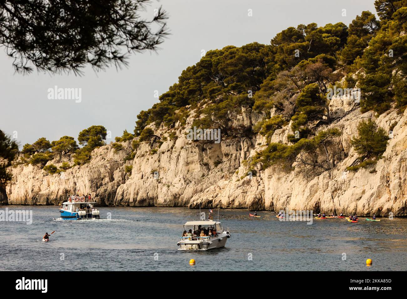 Calanque tour boat hi-res stock photography and images - Alamy