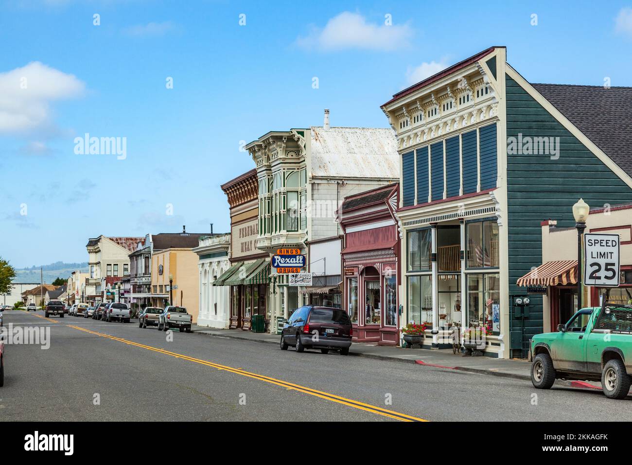 Victorian storefronts hi-res stock photography and images - Alamy