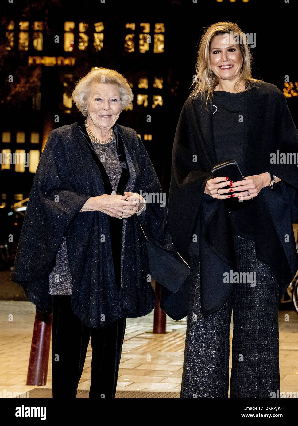 AMSTERDAM - Queen Maxima and Princess Beatrix arrive at the ...