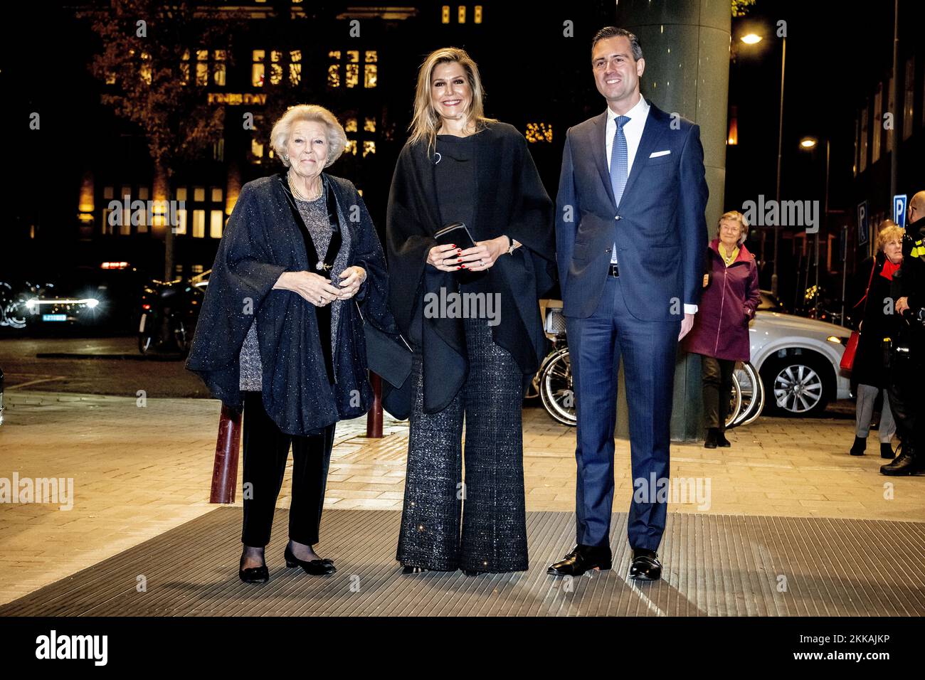AMSTERDAM - Queen Maxima and Princess Beatrix arrive at the ...