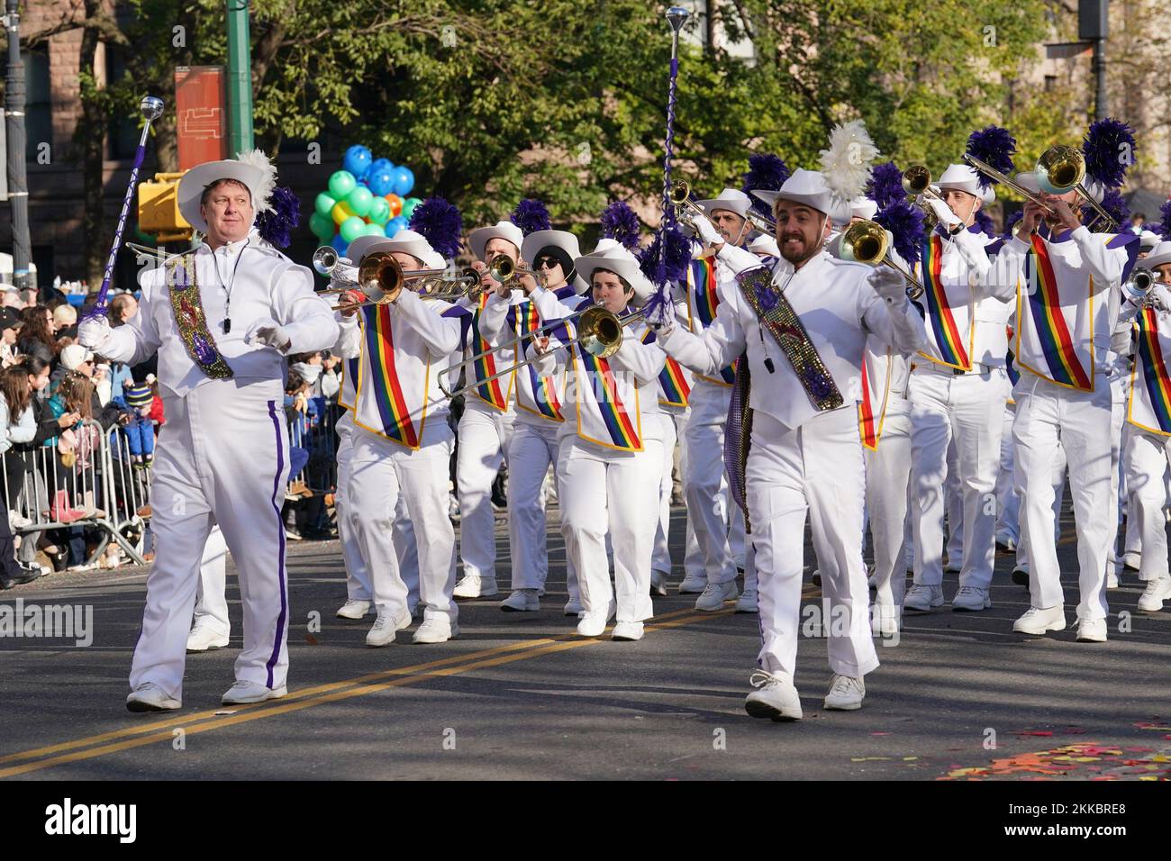 Big red marching band hi-res stock photography and images - Alamy