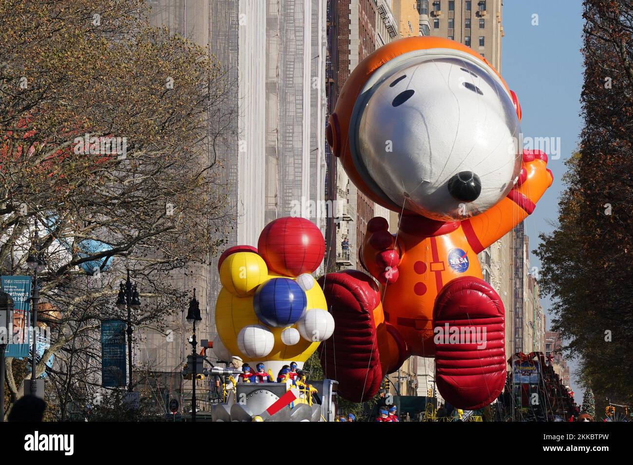 New York, NY, USA. 24th Nov, 2022. Astronaut Snoopy in attendance for ... New York, NY, USA. 24th Nov, 2022. Astronaut Snoopy in attendance for ...