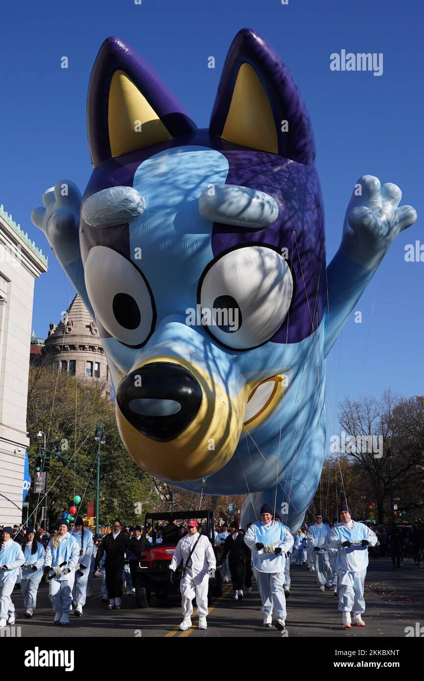 New York, NY, USA. 24th Nov, 2022. Bluey, balloon in attendance for ...