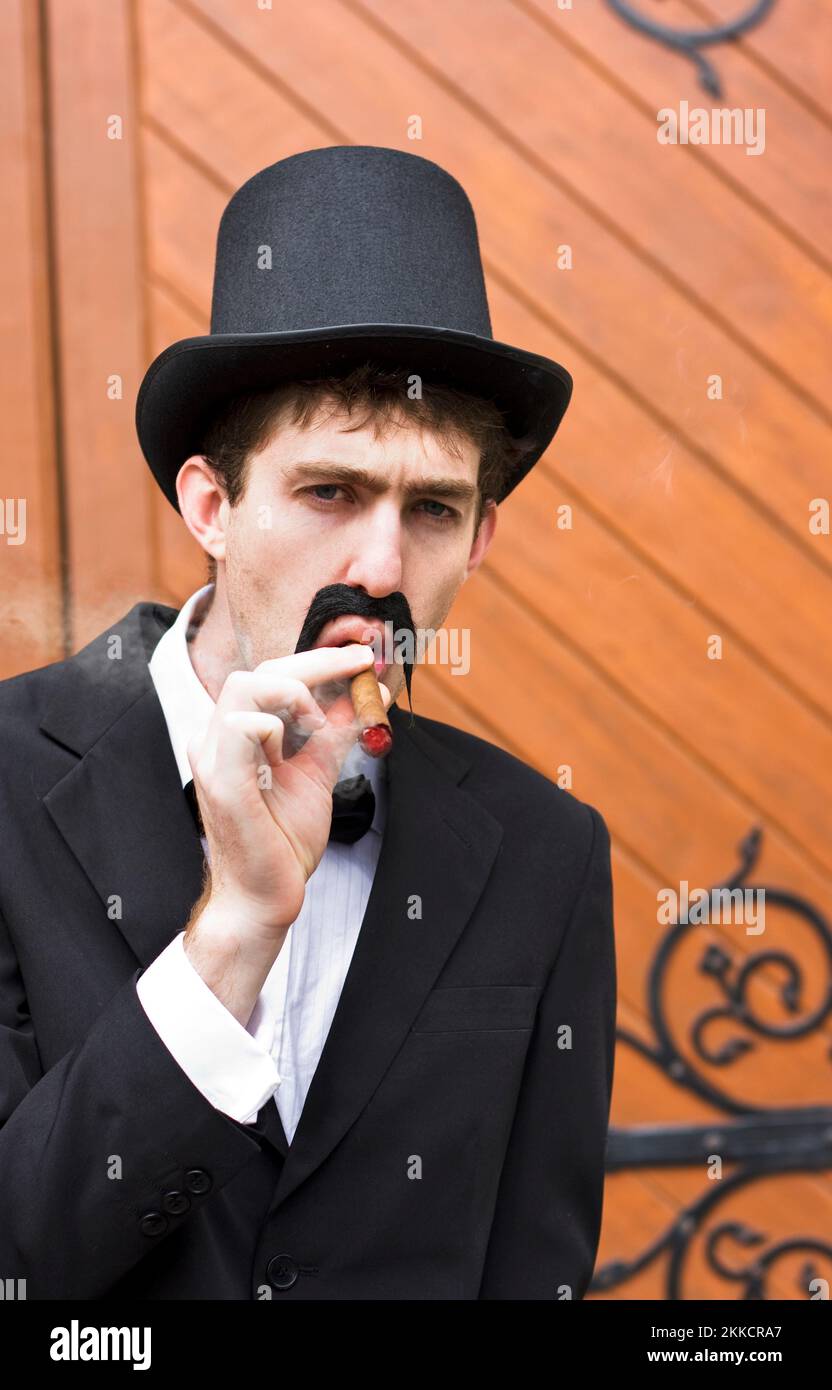 Body puffs hi-res stock photography and images - Alamy