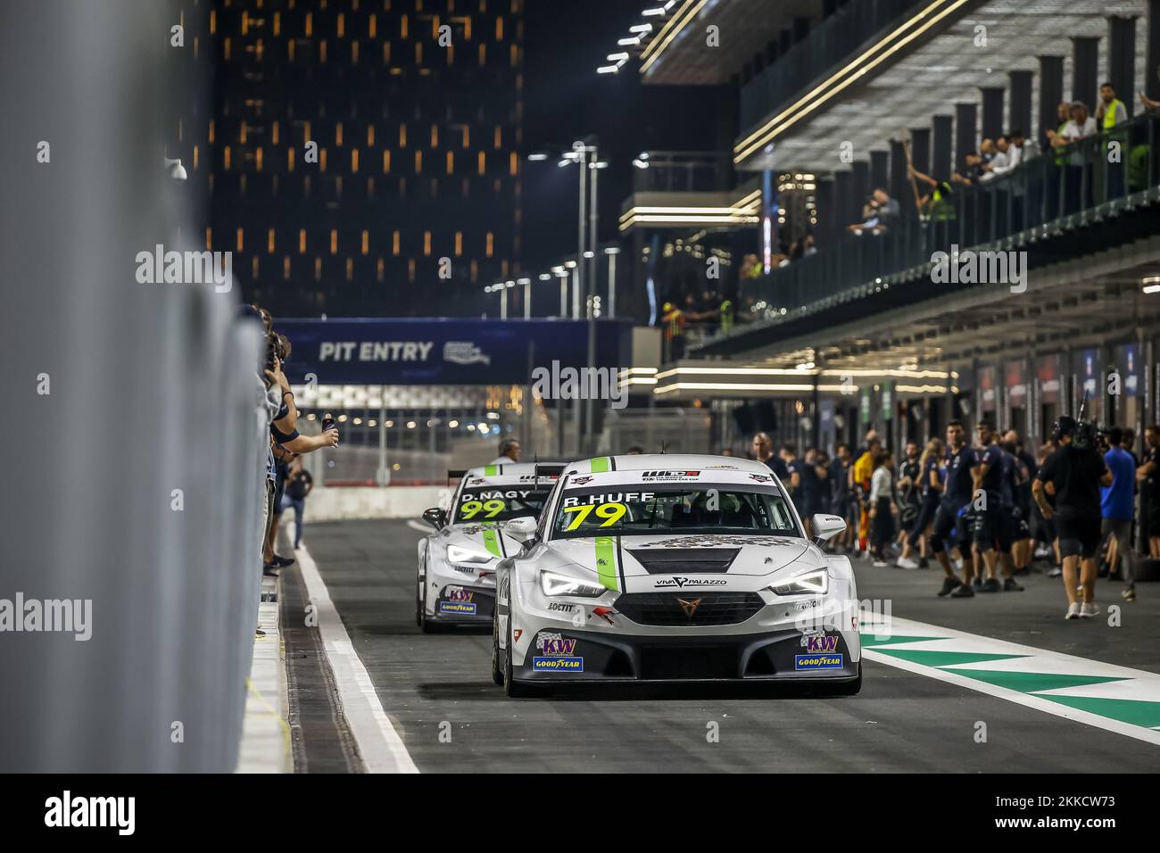 Jeddah, Saudi Arabia . 25th Nov, 2022. 79 HUFF Robert (GBR), Zengo Motorsport, CUPRA Leon ...