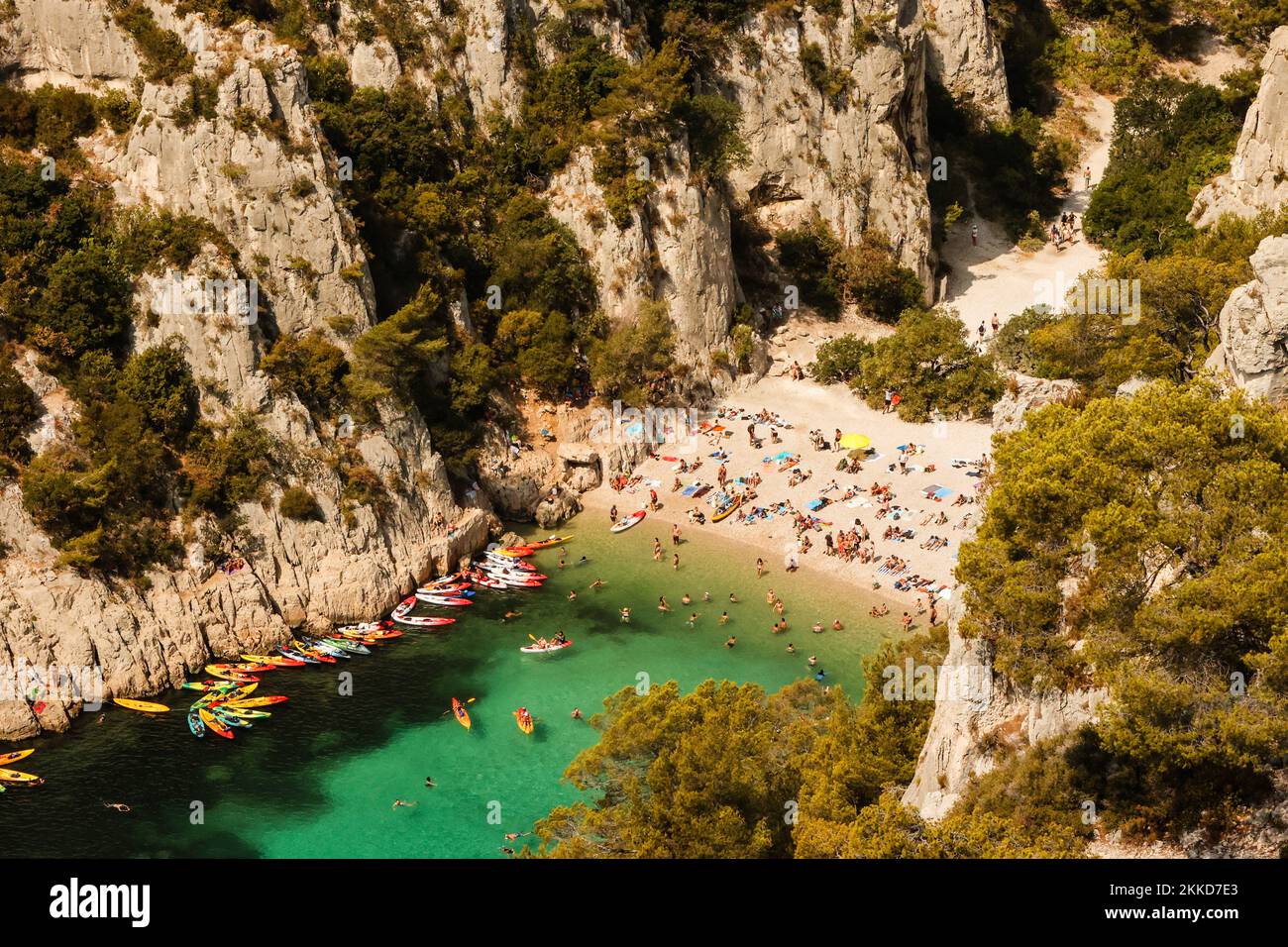Calanque tour boat hi-res stock photography and images - Alamy