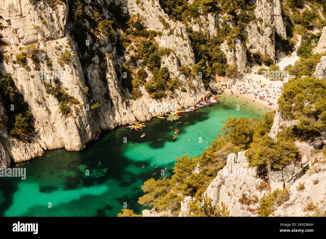 Calanque tour boat hi-res stock photography and images - Alamy