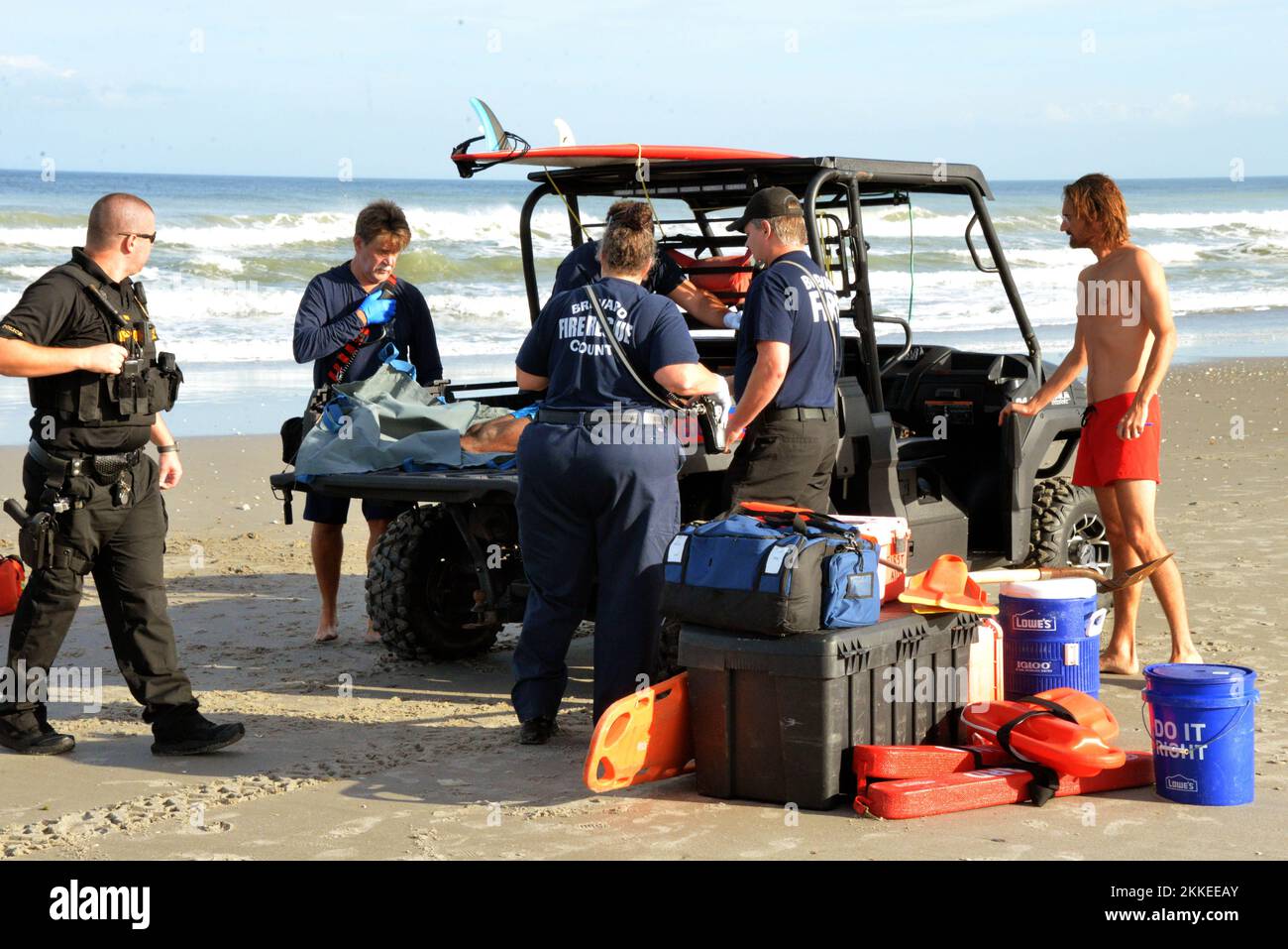 Melbourne beach fire marine rescue hi-res stock photography and images ...