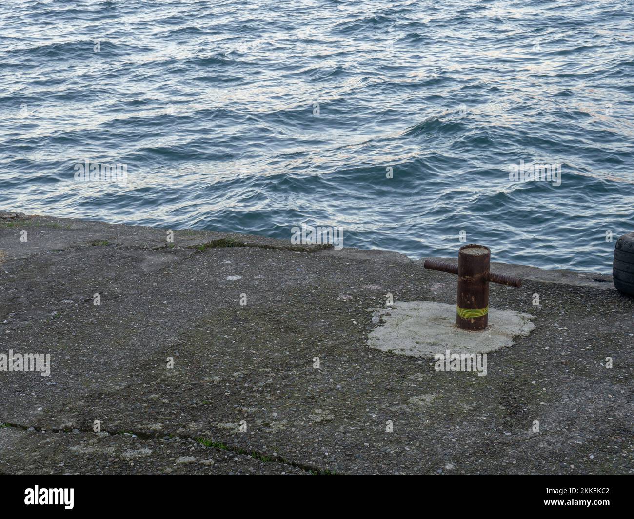 Iron posts hi-res stock photography and images - Alamy