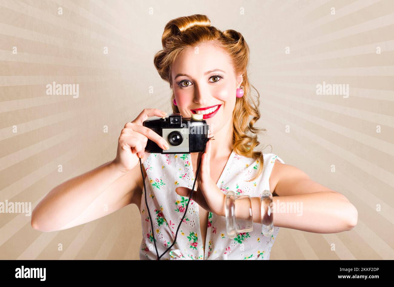 Pinup retro revival hi-res stock photography and images - Alamy