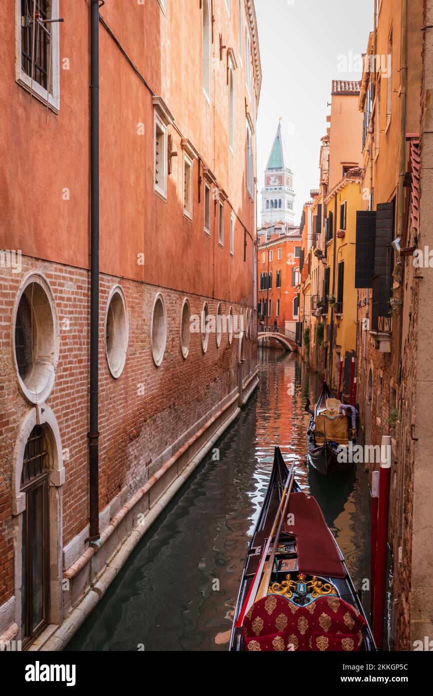 Venice town during the weekend in Autumn Stock Photo - Alamy