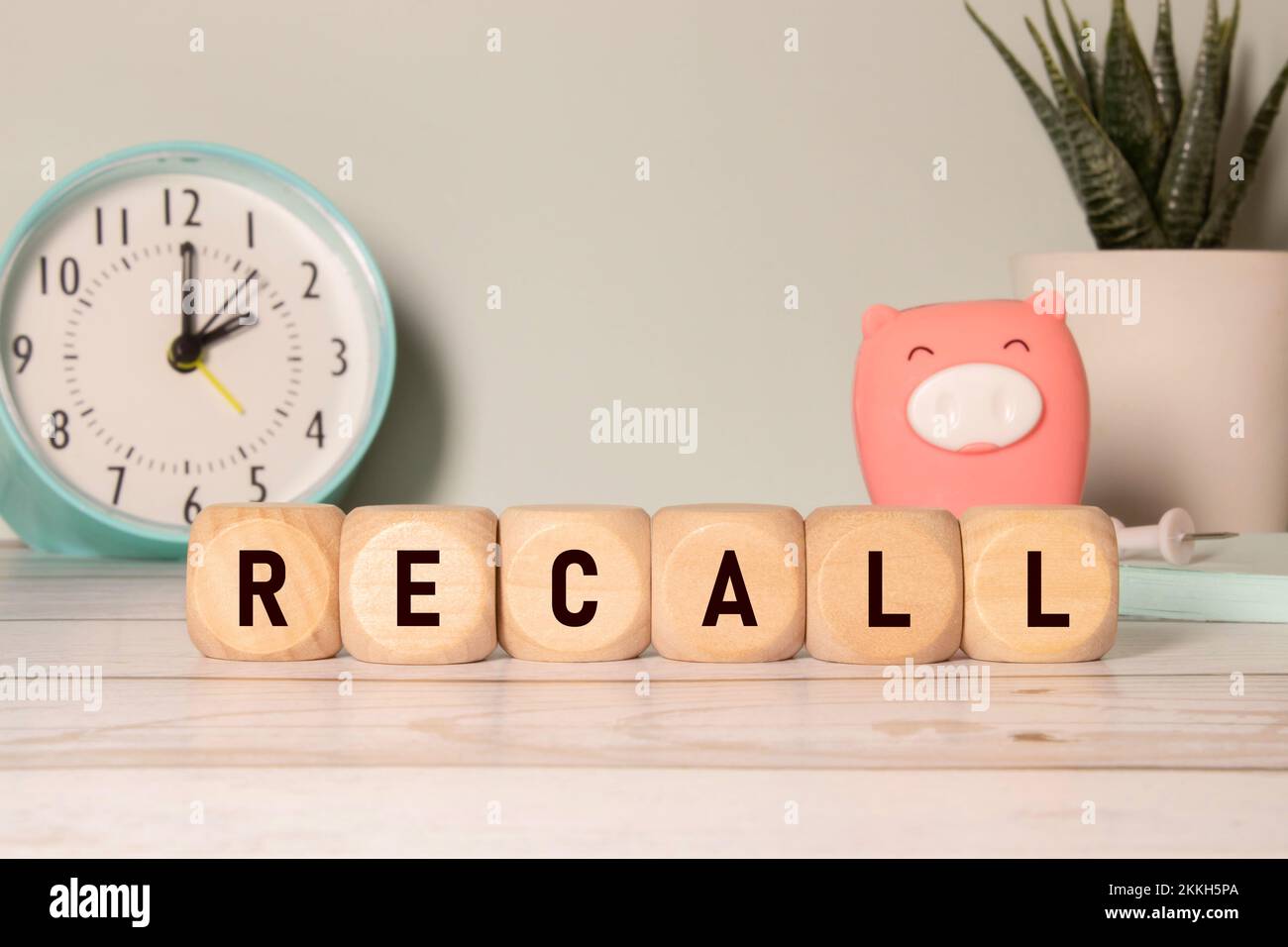 Recall word hi-res stock photography and images - Alamy