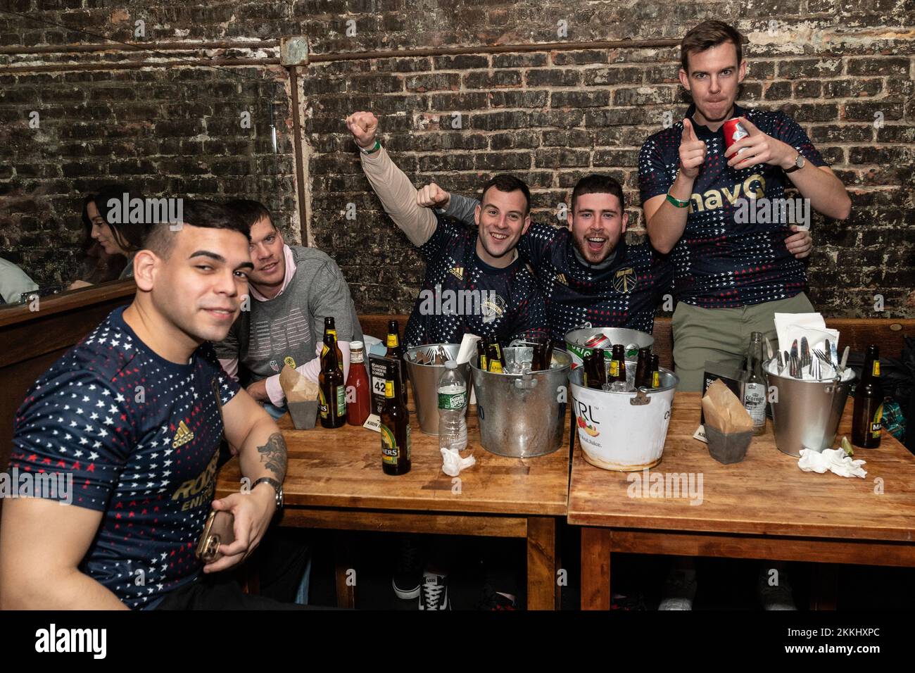Fans of USA and England football teams cheer during their match at ...