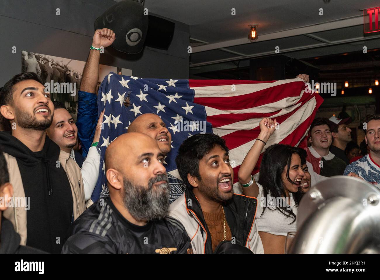 Chelsea fans cheer on their team hi-res stock photography and images ...