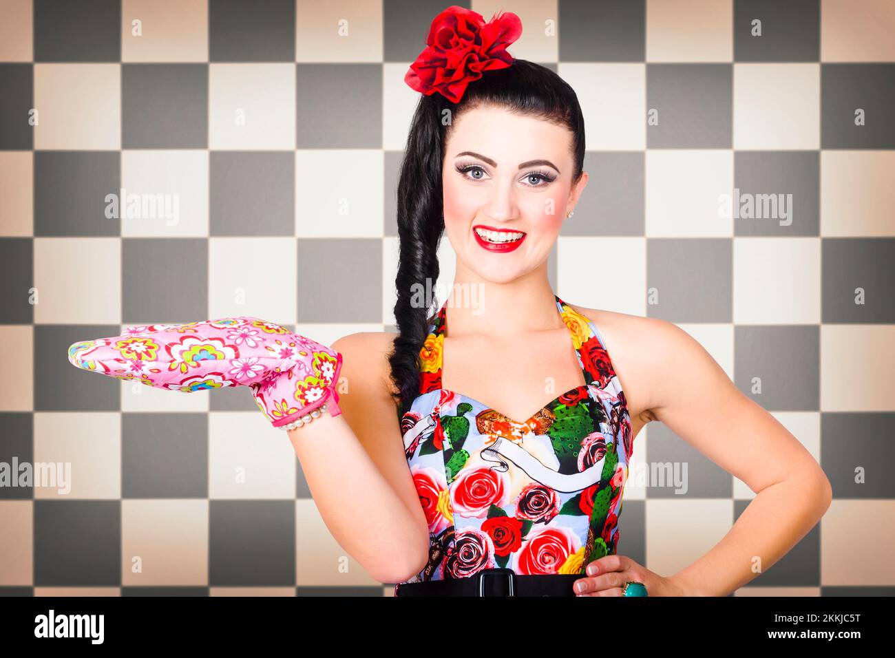 Vintage pin up girl kitchen hi-res stock photography and images - Alamy