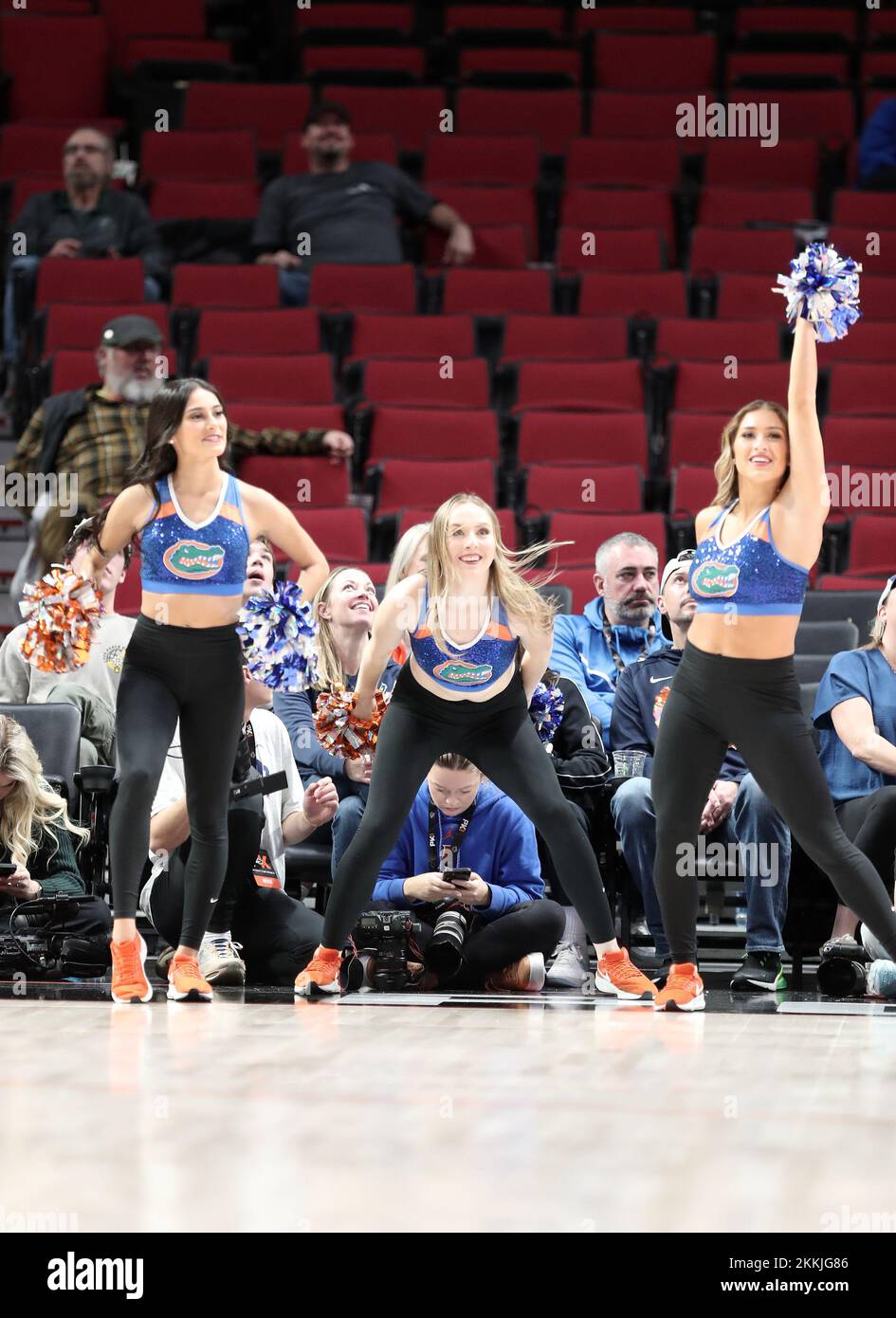 Florida gator cheerleaders hi-res stock photography and images - Alamy