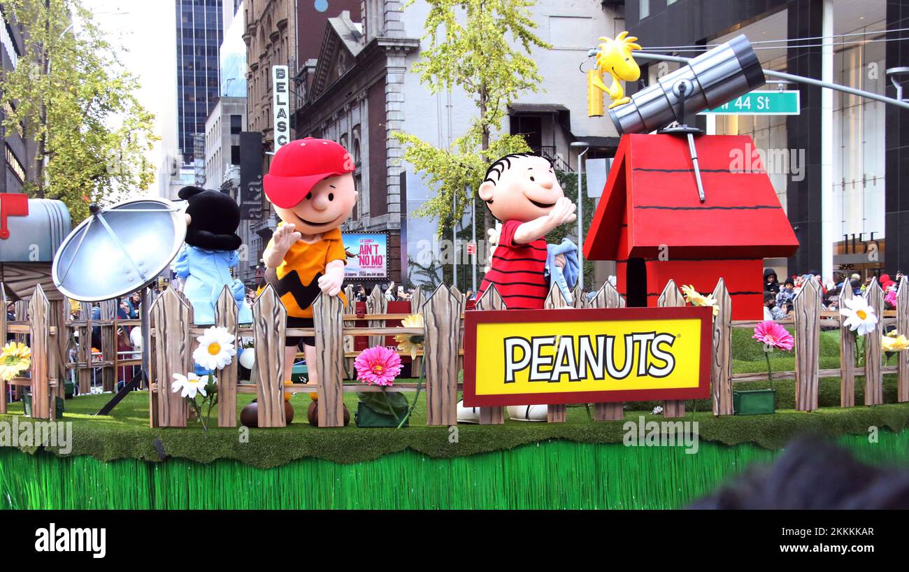 96th Macy's Thanksgiving Day Parade -PICTURED: Peanuts float -LOCATION ...